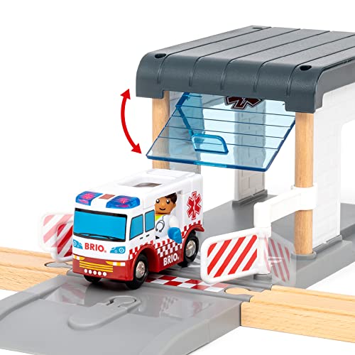 BRIO World β 36025 Rescue Team Train Set | 44-Piece Interactive Toy for Kids Age 3 and Up | Multi-Level Railway Play | FSC-Certified European Beech Wood