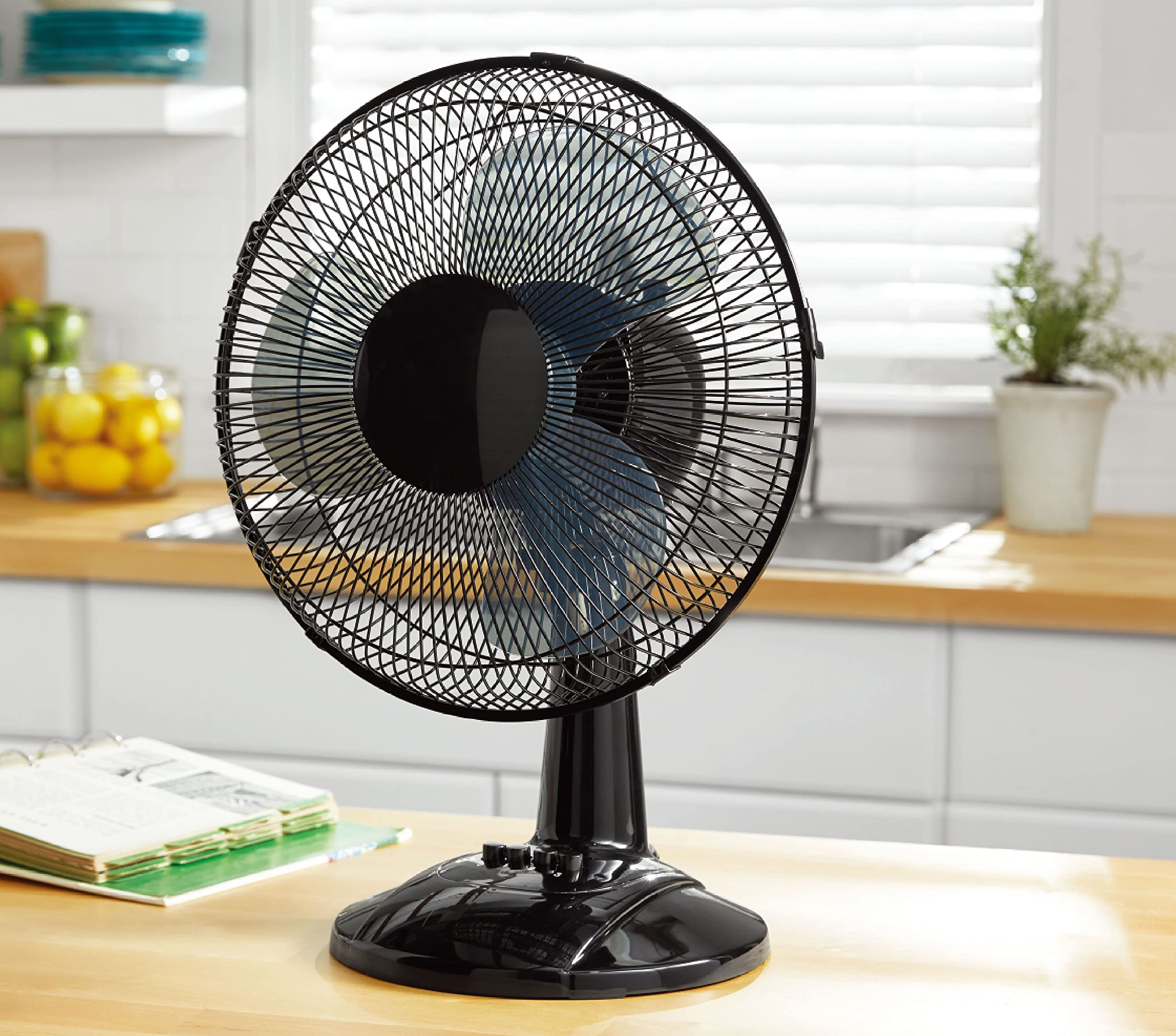 PELONIS Black 12" Oscillating 3-Speed Table Fan for Home and Office Whisper Quiet Operation (12", FT30-8MBBV) (Renewed)