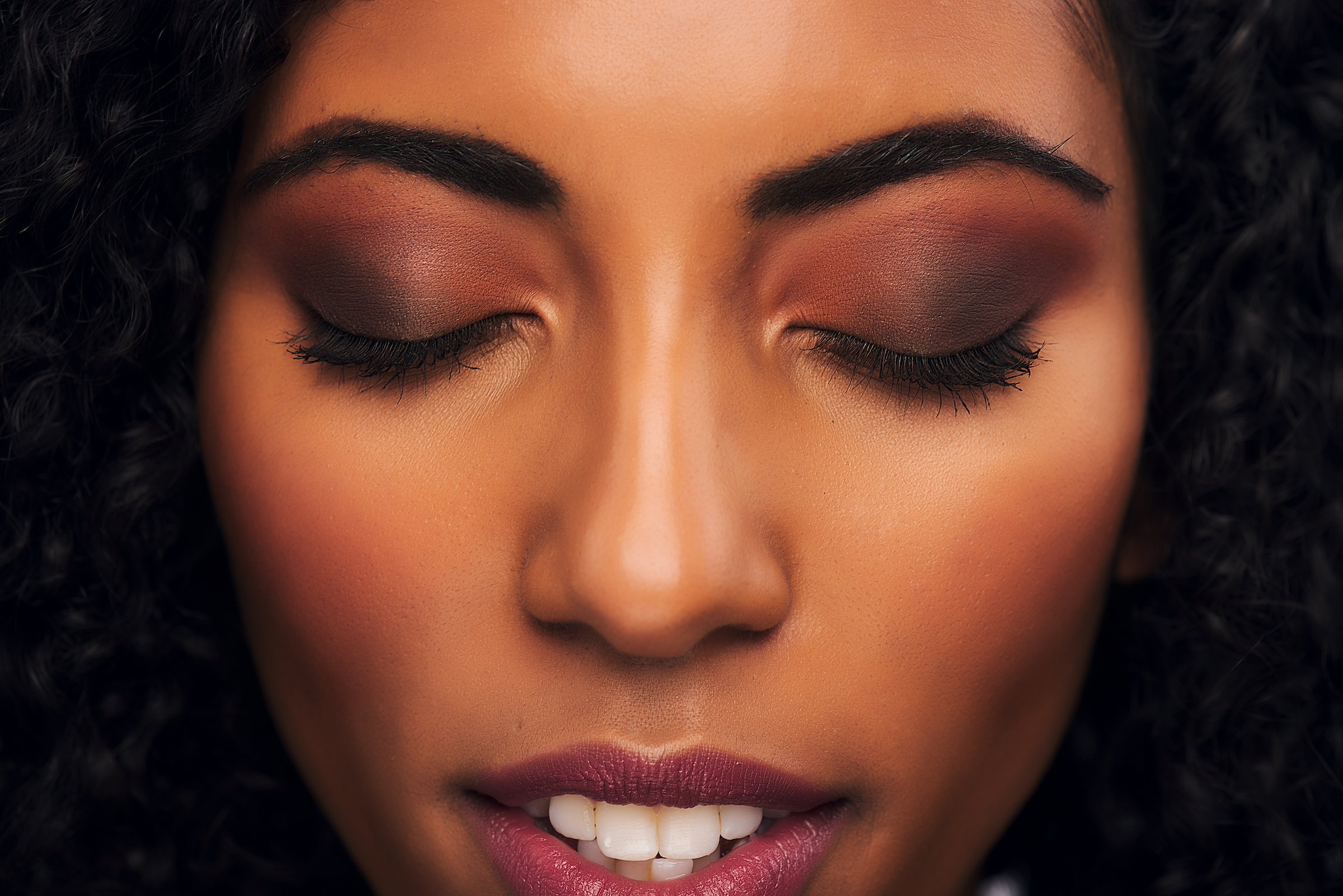 Mineral Mascara by EVXO - All Natural, Organic Ingredients, Hypoallergenic, Vegan, Cruelty Free, Gluten Free (Black)