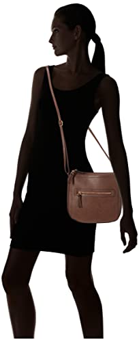 Bueno of California Elephant Grain Crossbody, Brown