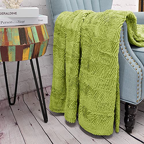 Home Soft Things Green Herringbone Brushed Throw Blanket, 50'' x 60'', Dark Citron, Lightweight Fluffy Plush Comfy Cozy Couch Bed Covers Suitable for Kids Adults Friends Home Décor