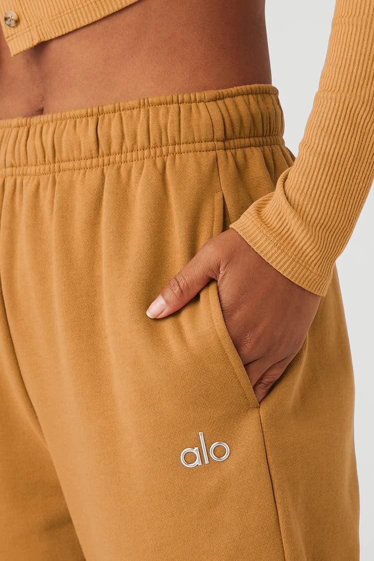 Alo Yoga Accolade Straight Leg Sweatpant, Toffee Large