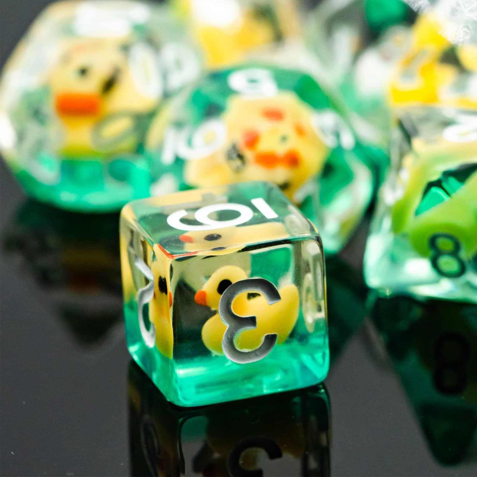 Cusdie 7-Die DND Dice, Polyhedral Dice Set Filled with Animal, Animal Dice Set for Role Playing Game Dungeons and Dragons D&D Dice MTG Pathfinder (Yellow Duck)