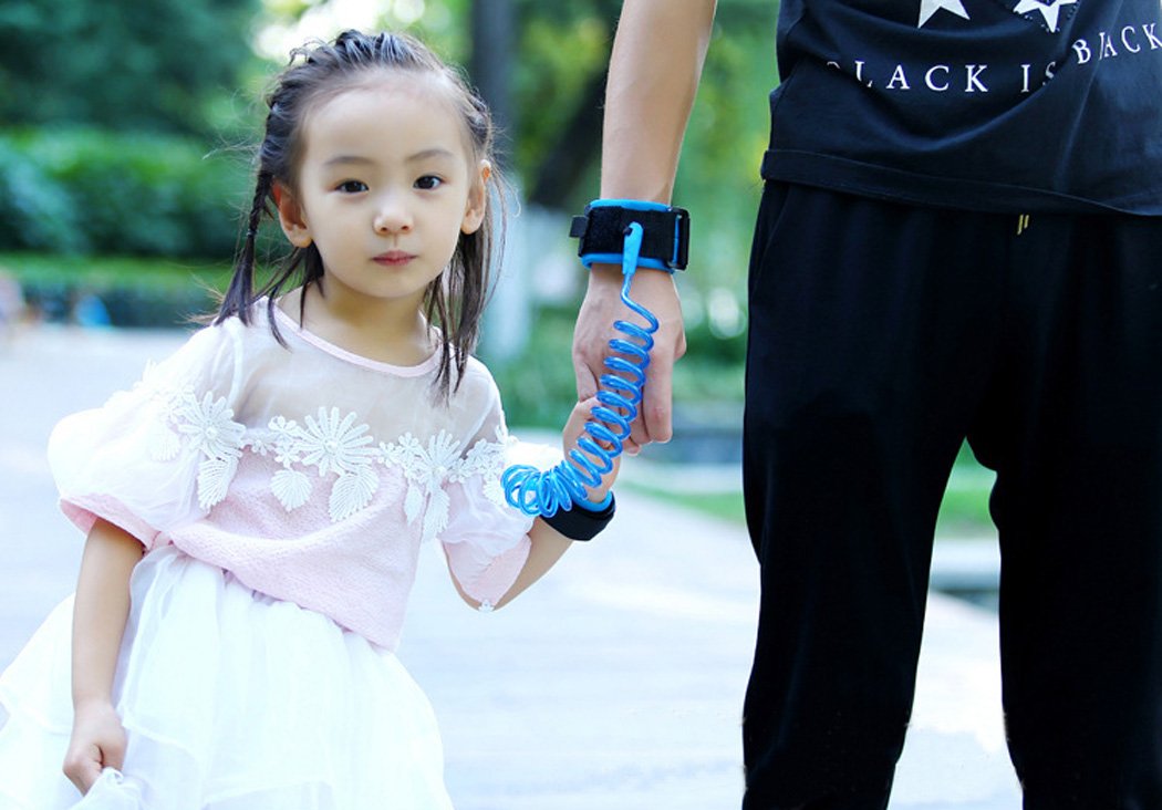 Hillento Baby Child Anti Lost Safety Wrist Link Harness Strap Rope Leash Walking Hand Belt for Toddlers, Kids(1.5m Blue)