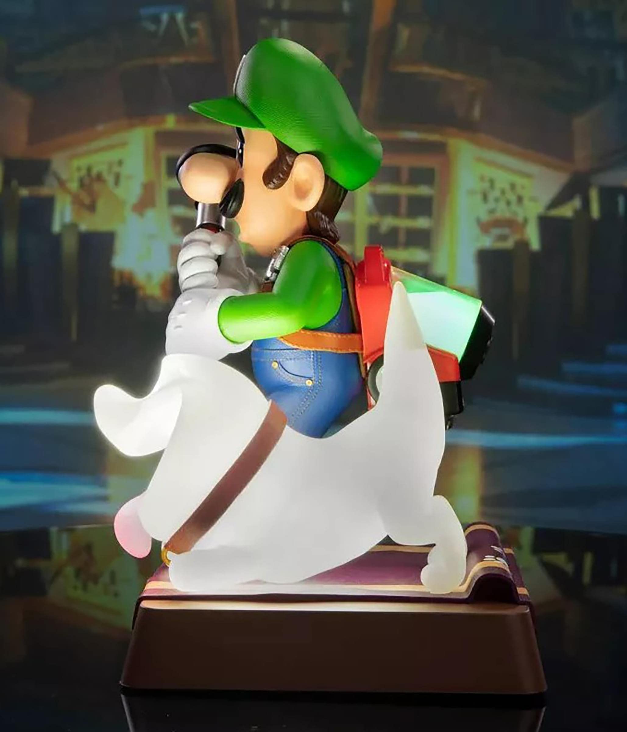 First 4 Figures Luigis Mansion 3 Luigi and Polterpup 9-Inch PVC Collector Edition Statue, Green