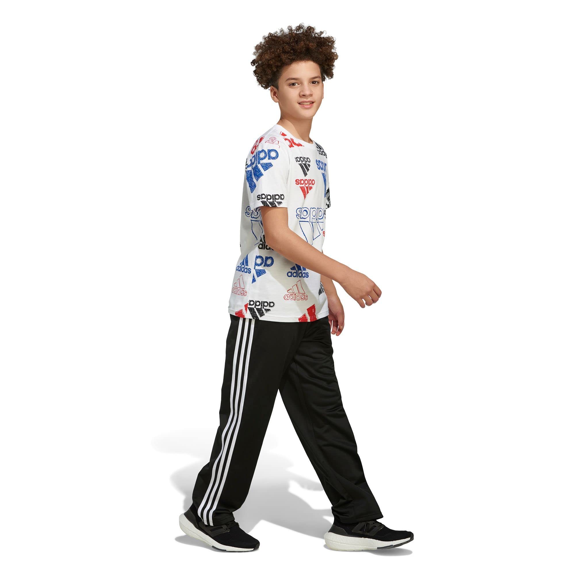 adidas Boys' Brand Love Sketch T-Shirt (Large, White/Multi)
