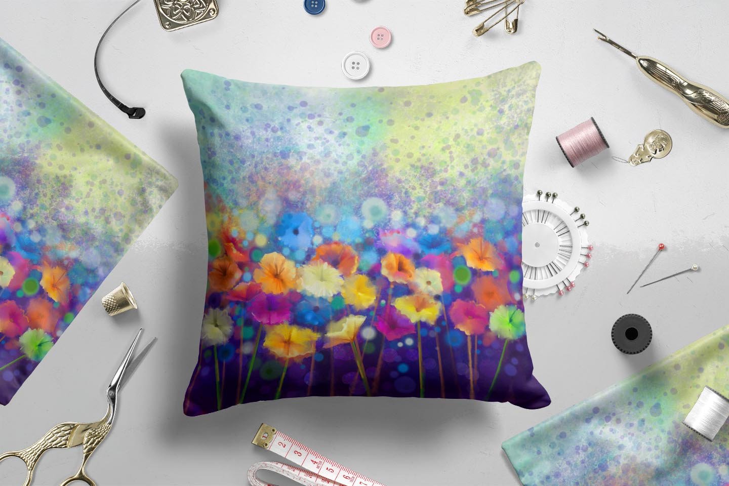 iiRov Summer Design Ink-Fuzed Decorative Throw Pillow - Abstract Flower Meadow v2
