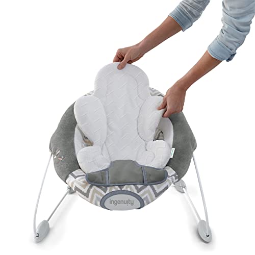 Ingenuity SmartBounce Automatic Baby Bouncer Seat with White Noise, Music, -Toy Bar & 2 Plush Infant Toys, 0-6 Months Up to 20 lbs (Braden)