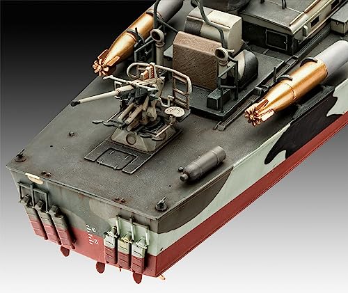 Revell RV05165 1:72 - Patrol Torpedo Boat PT-588/PT-57 Plastic Model kit