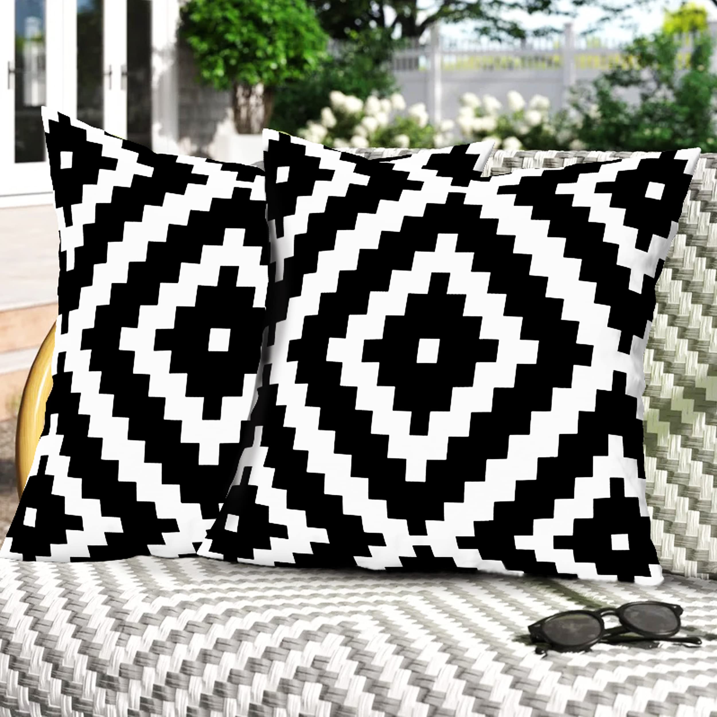 Yaofavo Outdoor Pillow Covers Set of 2, Waterproof Boho Throw Pillow Covers Geometric Pillow Cases for Patio Garden (Black&white-04, 18x18 Inch)