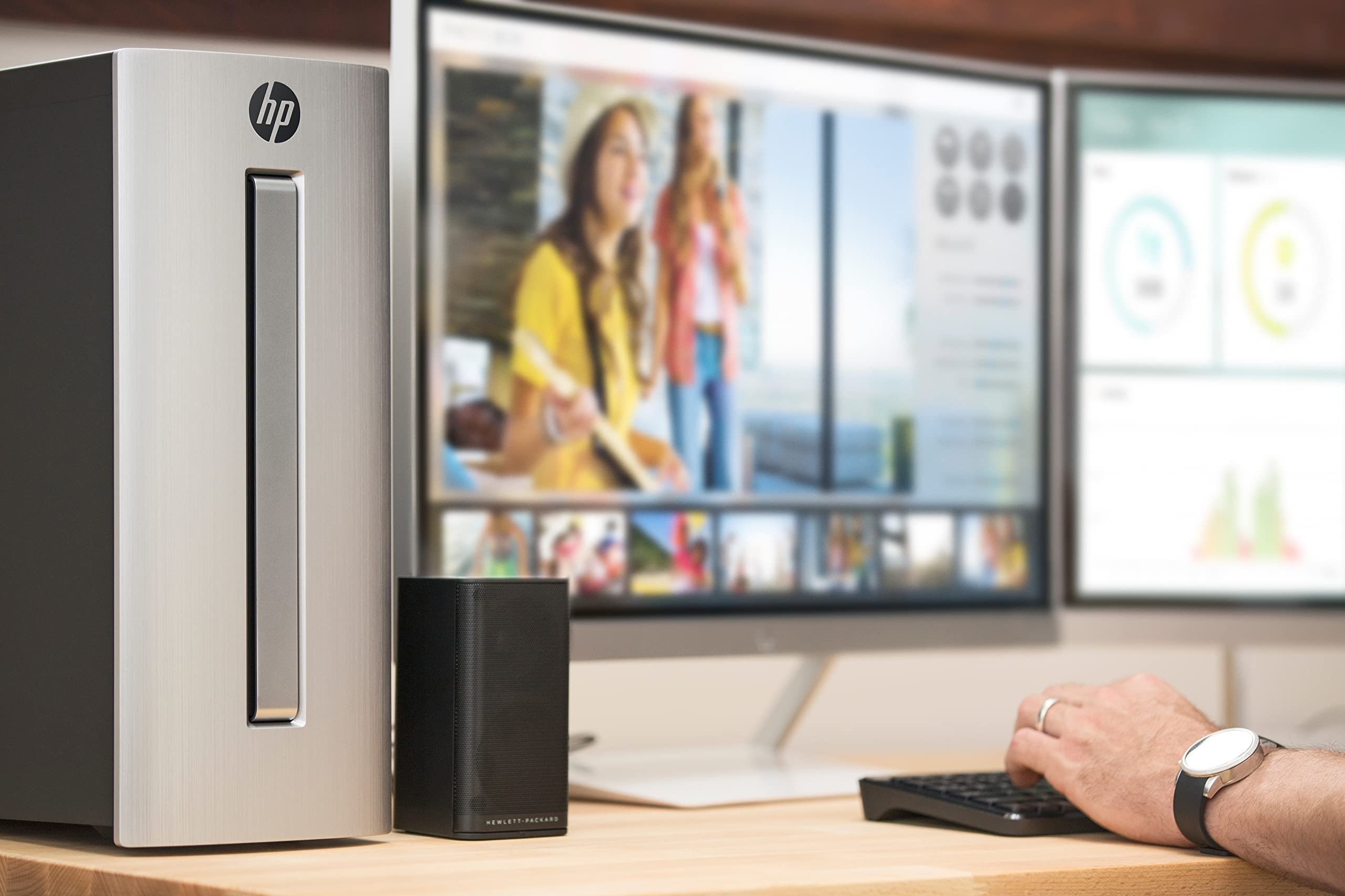 HP Pavilion 27q 27-inch QHD 2k 1440p IPS LED Monitor with AMD FreeSync Support, 100% sRGB, and VESA Mounting Bracket (1HR73AA#ABA) - Silver