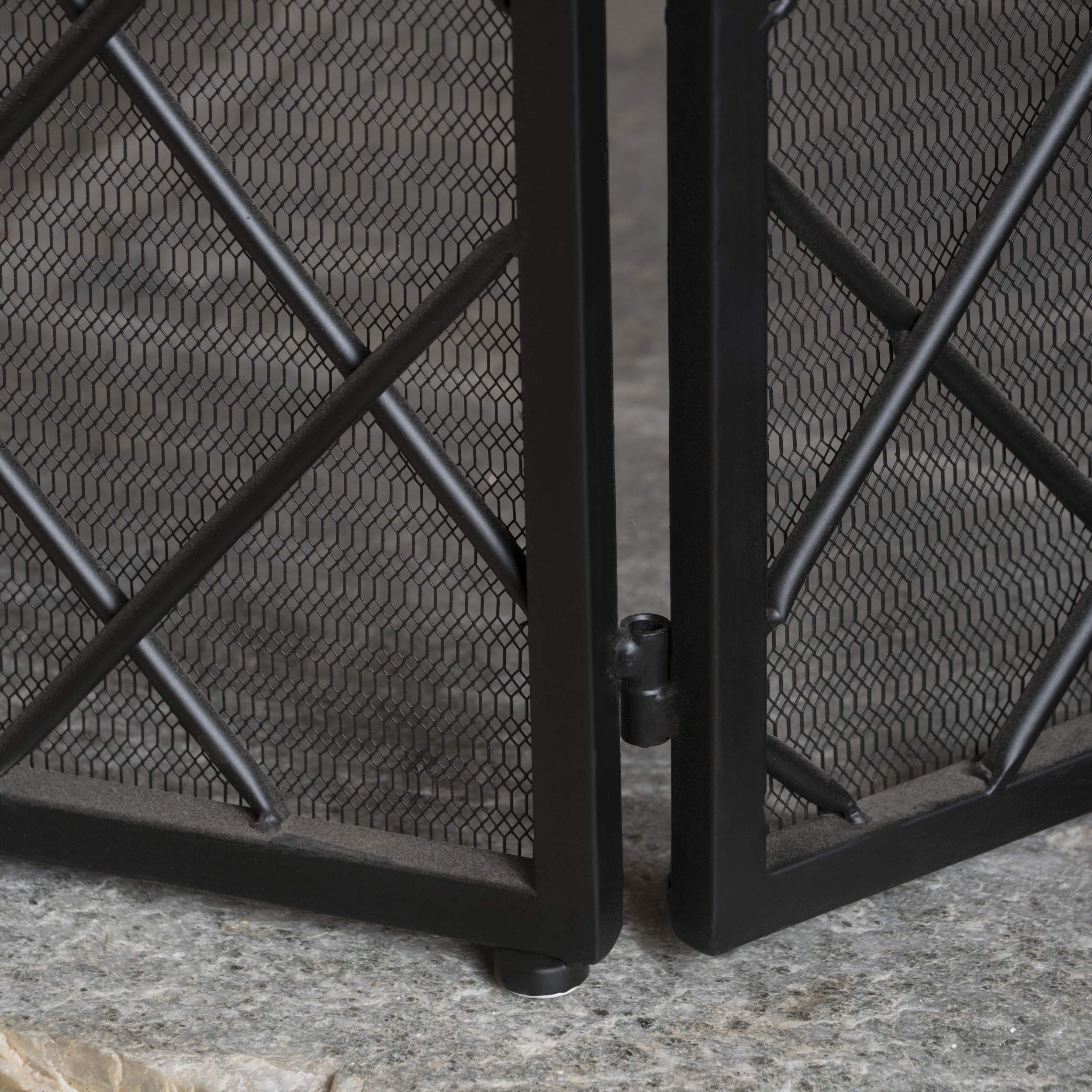 Christopher Knight Home Amiyah 3 Panelled Iron Fireplace Screen, Black