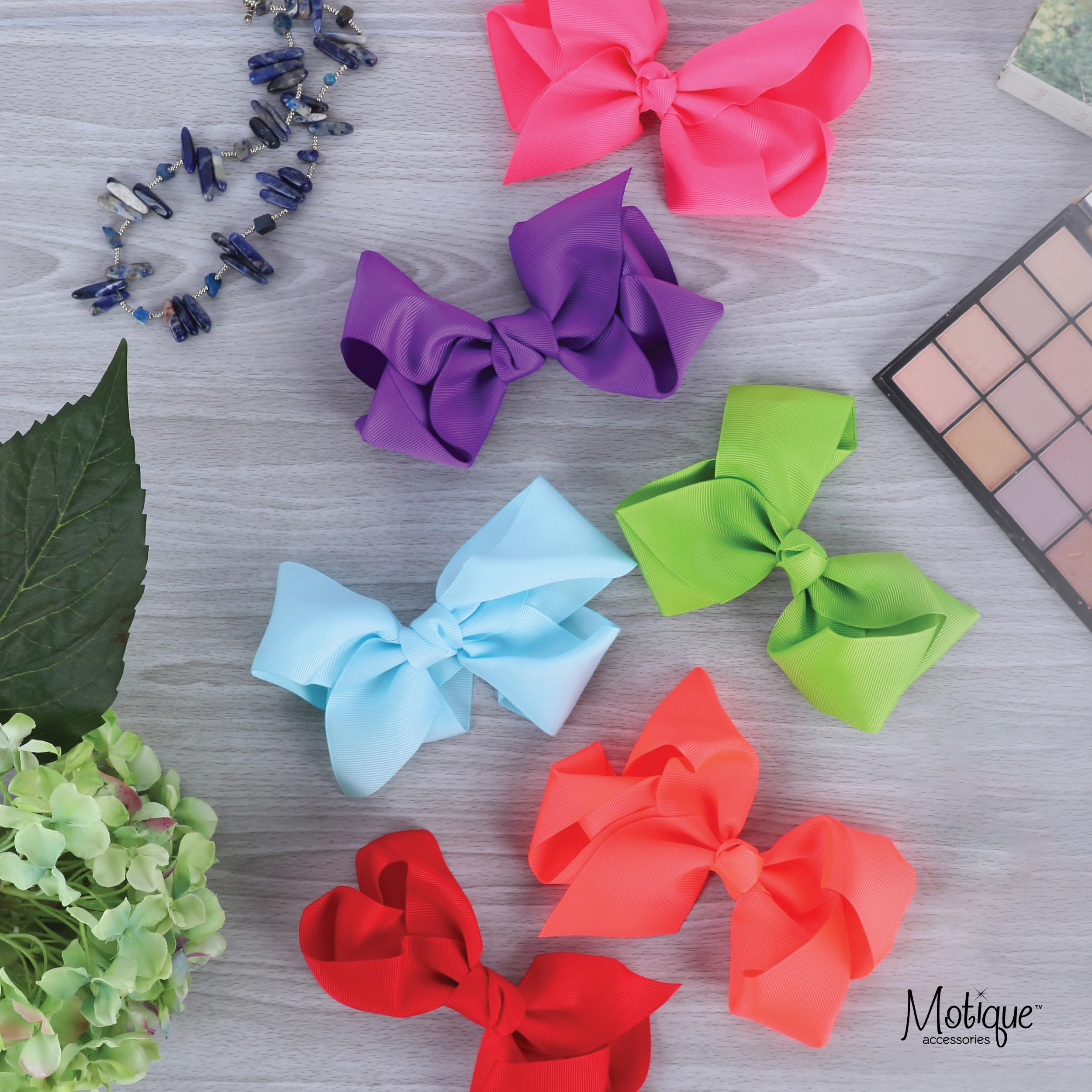 White 5.5 Inch Grosgrain Hair Bow Clip For Woman And Girls