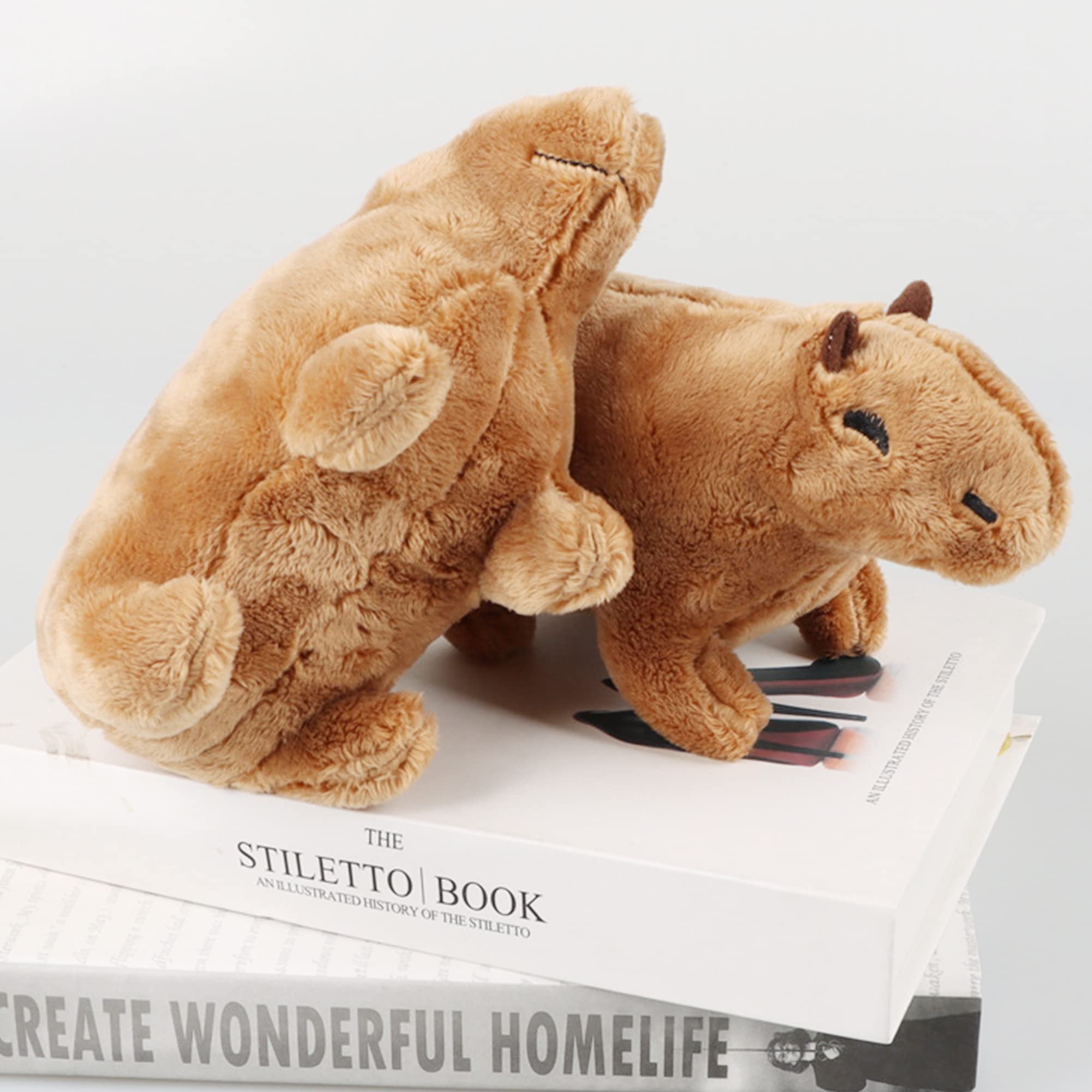 Abawaka 7.9inch Capybara Stuffed Animal Realistic Capybara Plush Toy Simulation Small Otter Plushie Doll Farm Home Decor for Adults Kids (7.9inch)