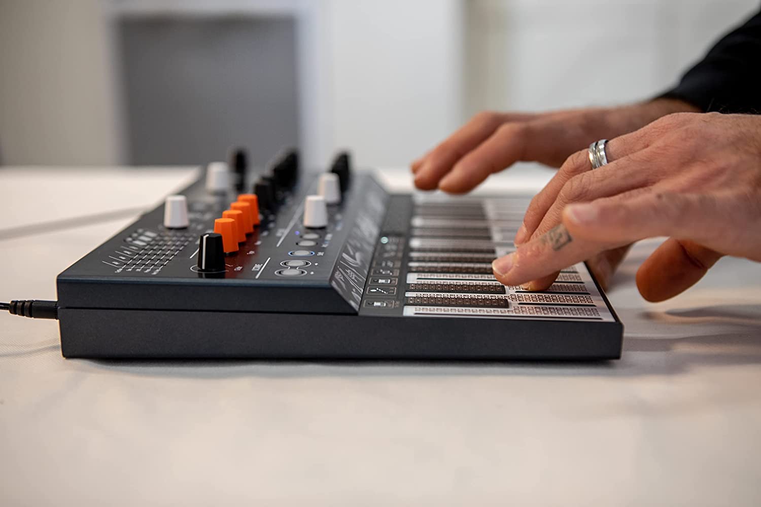 Arturia MICROFREAK Synthesizer with Poly-aftertouch Flat Keyboard BUNDLE with Samson Over Ear Headphones, Power Adapter & Instrument Polishing Cloth- Analog Synth, Synthesizer & workstation keyboards