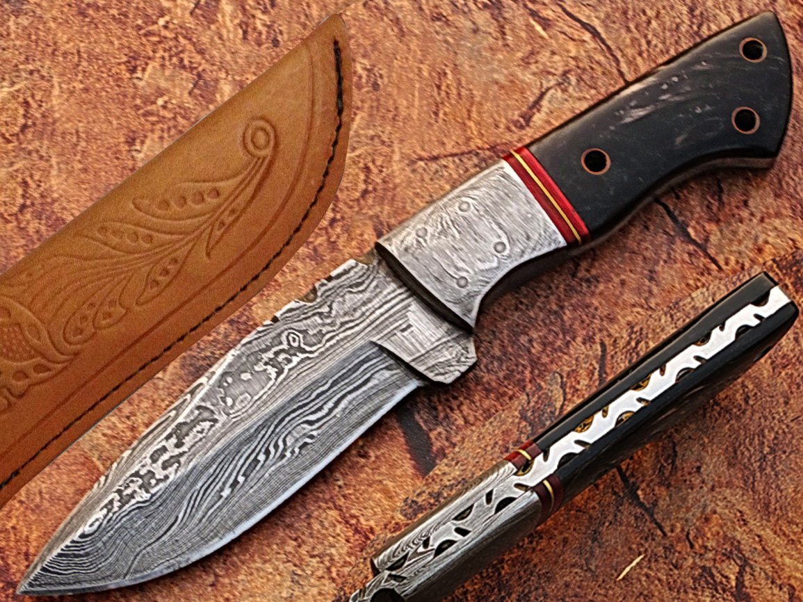 AishaTech Walking Shield Hunting Fixed Blade Damascus Steel Knife Horn Handle