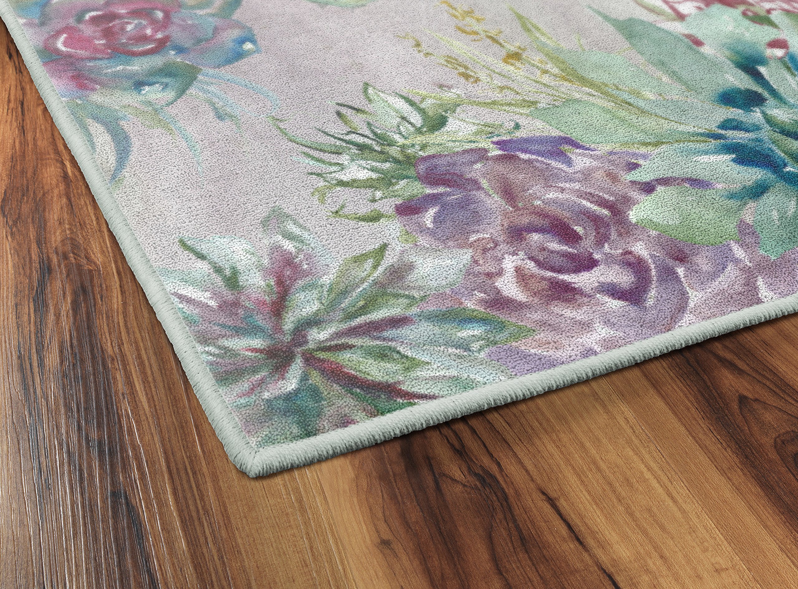 Brumlow Mills Succulent Floral Garden Area Rug for Dining Room or Kitchen Mat, Bedroom Doorway and Entryway Rug, 1'8" x 2'10", Green