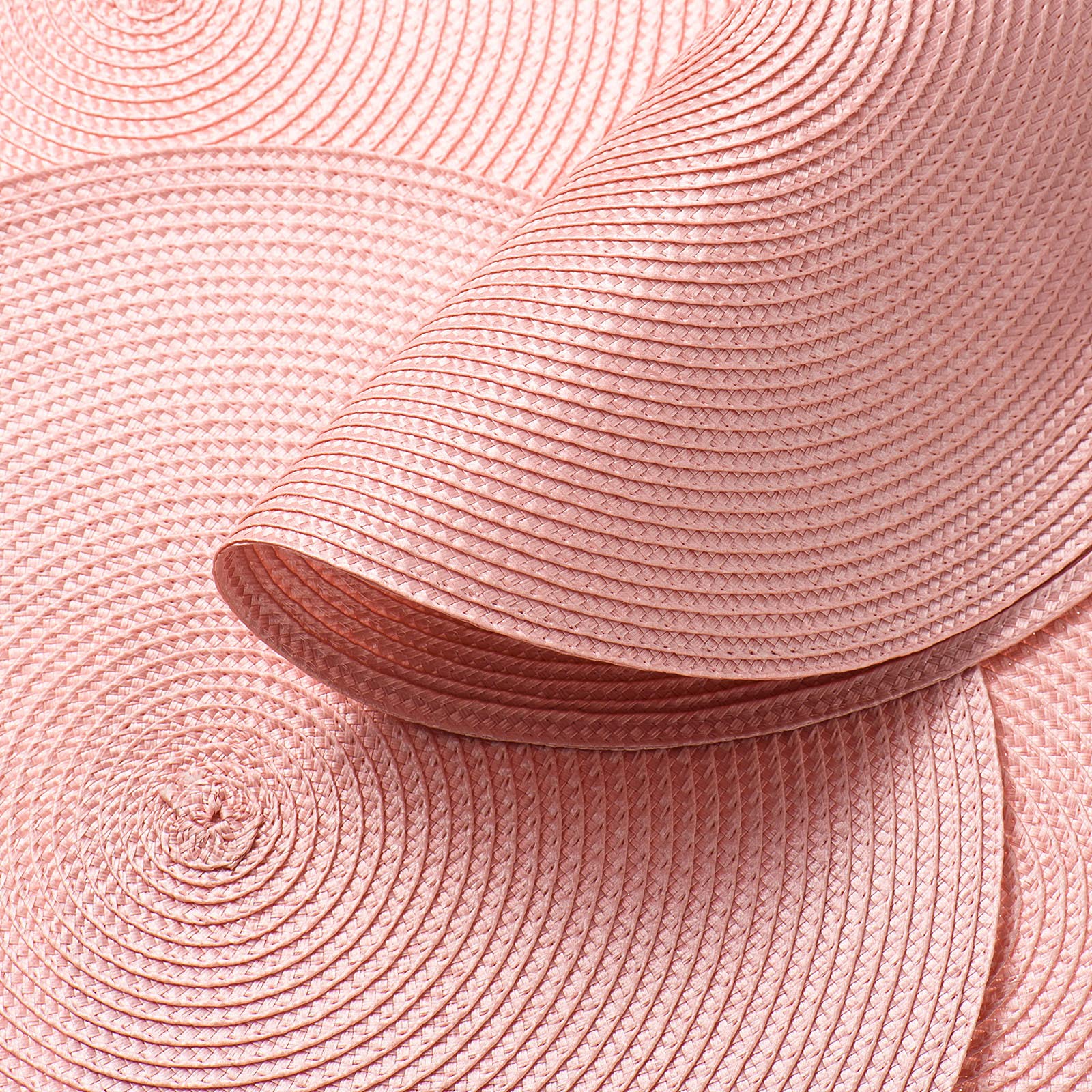 AHHFSMEI Round Braided Placemats 15 Inch Round Table Mats for Dining Tables Woven Heat Resistant Place mats Set of 6 (Pink)