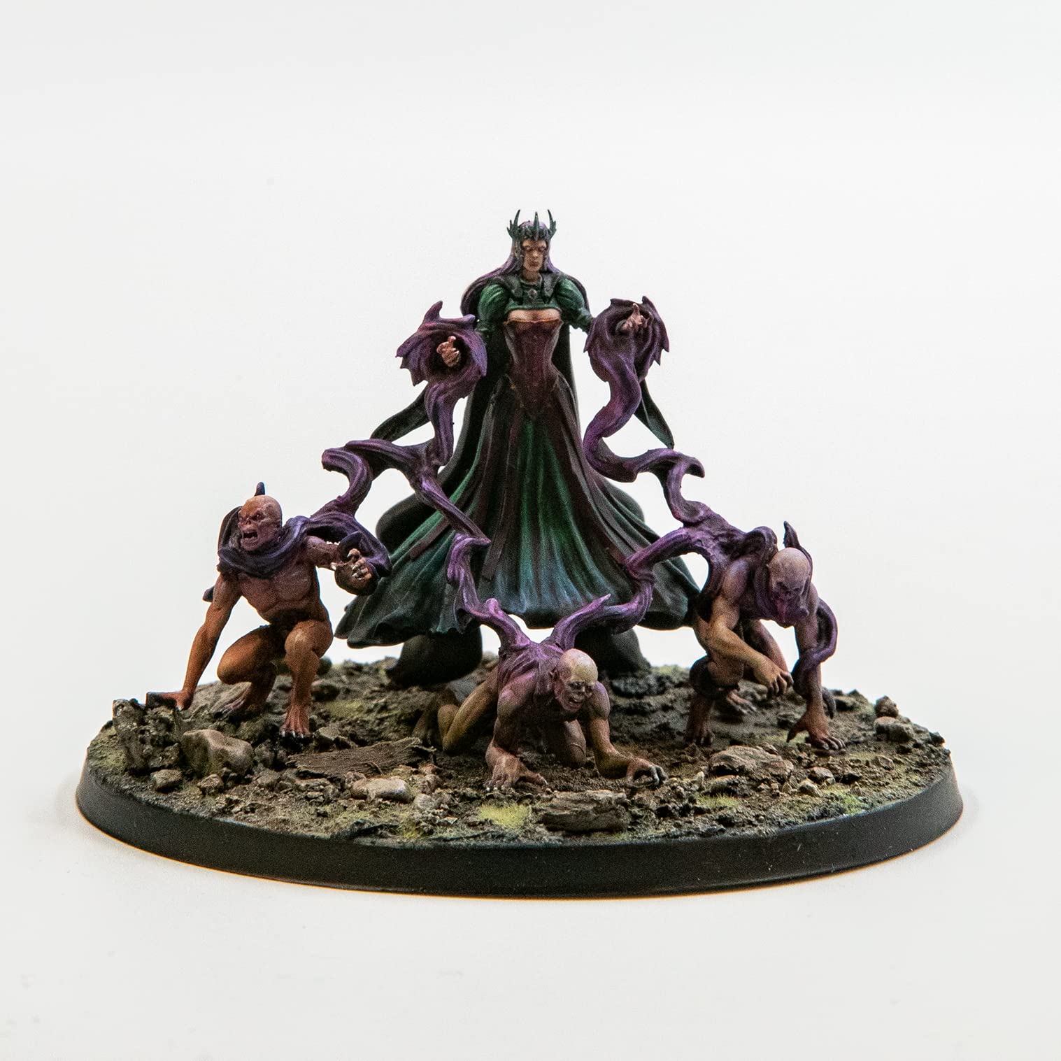 DUNGEON CRAFT Unpainted Miniatures, Compatible with DND, RPG, Tabletop Games, Roleplaying Figures for Your Dungeons & Dragons Quest, Mini Gaming Action Figures (Alenthriel- Mistress of Brutality)