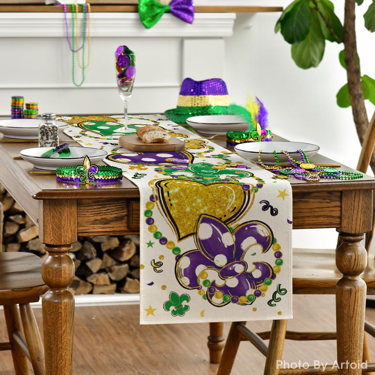 Artoid Mode Iris Jewellery Hearts Mardi Gras Table Runner, Seasonal Kitchen Dining Table Decoration for Home Party Decor 13x72 Inch