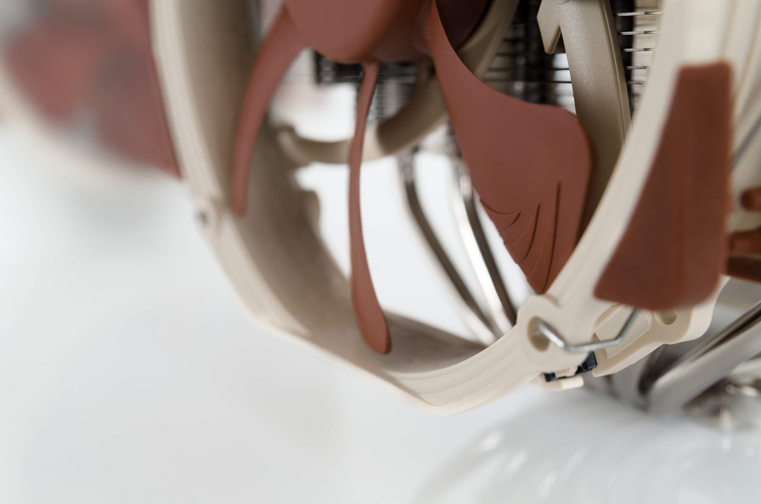 Noctua NH-D15, Premium CPU Cooler with 2x NF-A15 PWM 140mm Fans For Desktop (Brown)