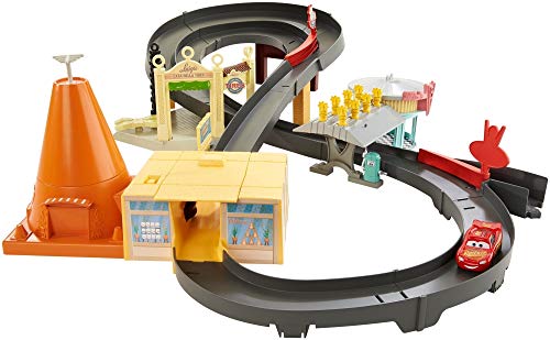 Disney Cars Toys Race Around Radiator Springs Playset