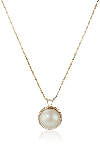 Amazon Collection 14k Yellow Gold 9.5-10mm White Bezel Design Cultured Freshwater Pearl Pendant Necklace and Stud Earrings Jewelry Set