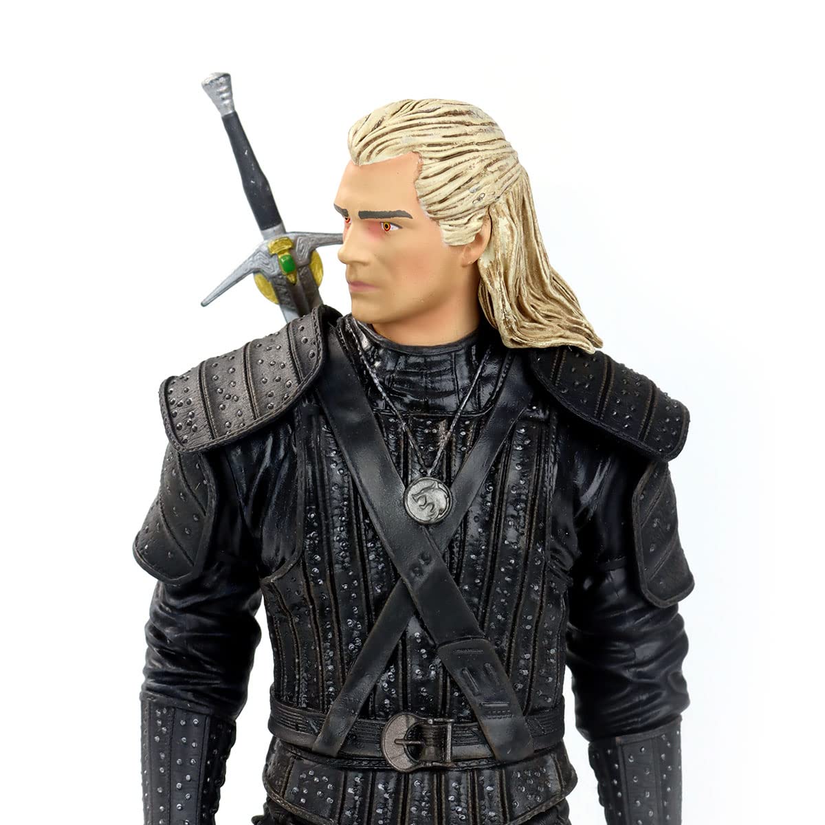 DARK HORSE COMICS The Witcher (Netflix): Geralt Figure