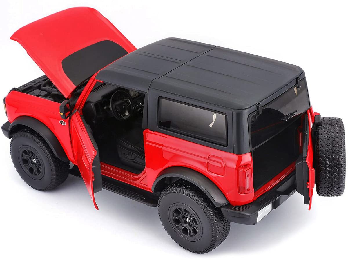 Maisto Diecast Cars 2021 Ford Bronco Wildtrak Red with Black Top Special Edition 1/18 Diecast Model Car by Maisto 31456 (31456RD)