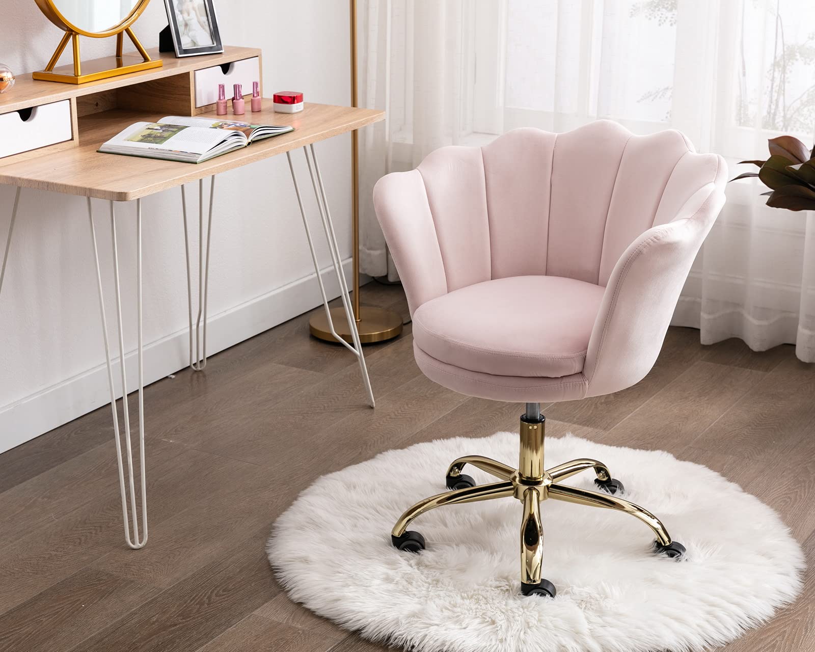 CIMOTA Desk Chair Velvet Cute Adjustable Vanity Chair Modern Home Office Chair Scalloped Task Chair with Wheels for Teens Adults Bedroom/Study/Make Up/Computer Room, Light Pink