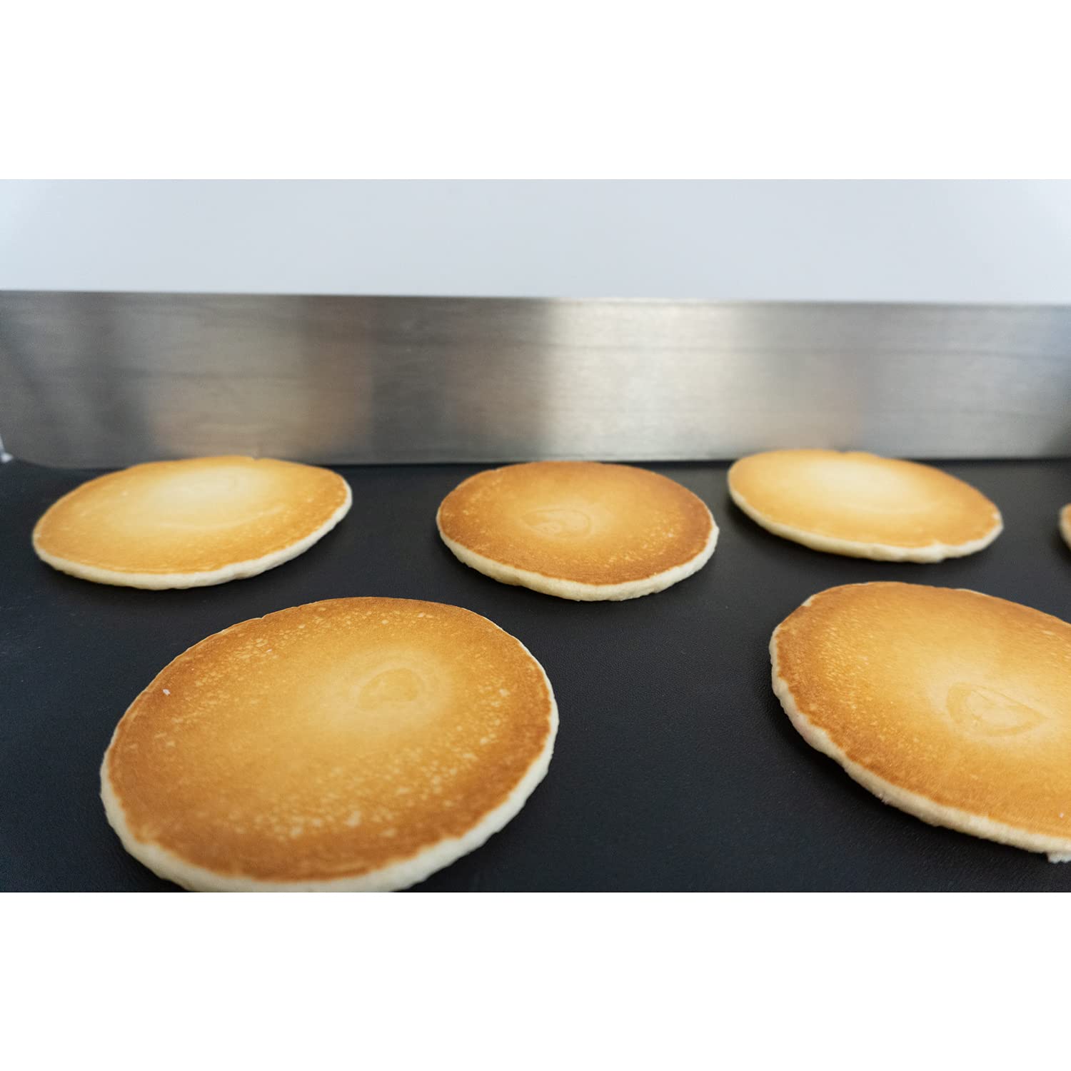 Broil King 21x12-in. Nonstick Professional Griddle