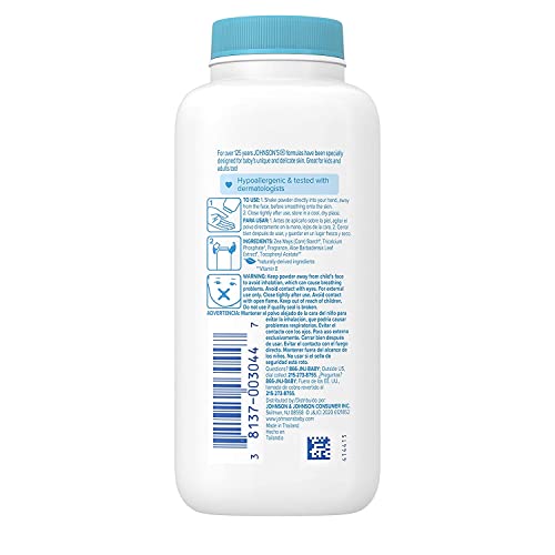 Johnson's Baby Powder with Naturally Derived Cornstarch Aloe & Vitamin E, Hypoallergenic 15 Ounces (Pack of 3)