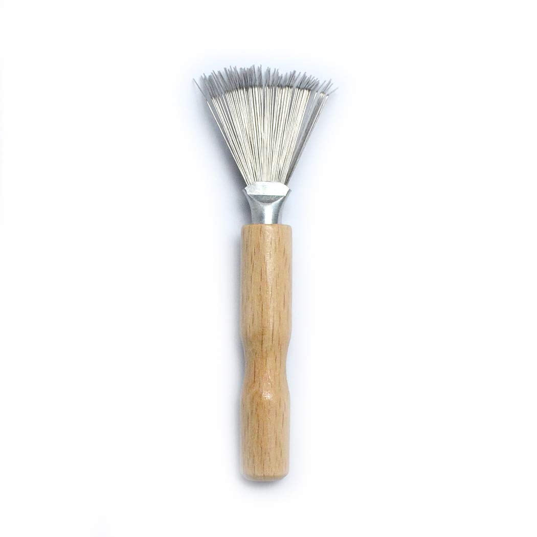 Luwigs Metal Wire Rake Wooden Handle Comb for Home Salon - Hair Dirt Removal Cleaning Tool