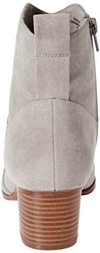 Amazon Essentials Women's Western Ankle Boots, Light Grey Heather Microsuede, 7.5