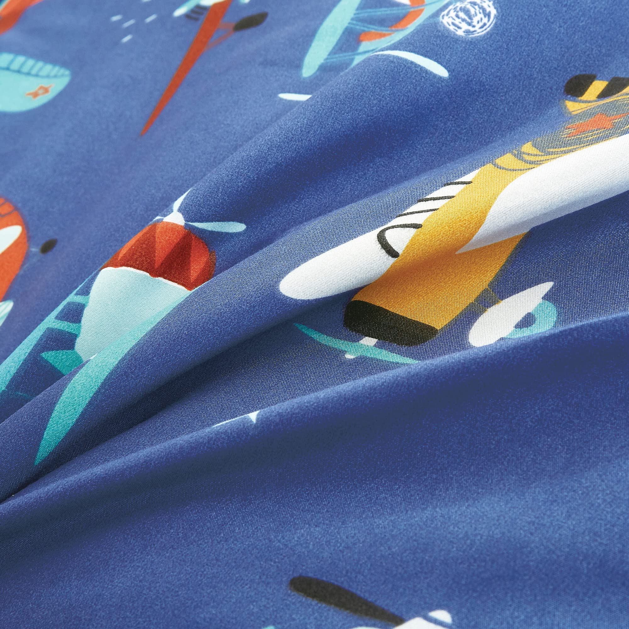 Blue Airplanes print Comforter Set for Boys Girls teen. Twin size Bedding for kids room. Include Twin comforter fitted sheet, pillow sham and Plush Airplane pillow (AIRPLANE, Twin)