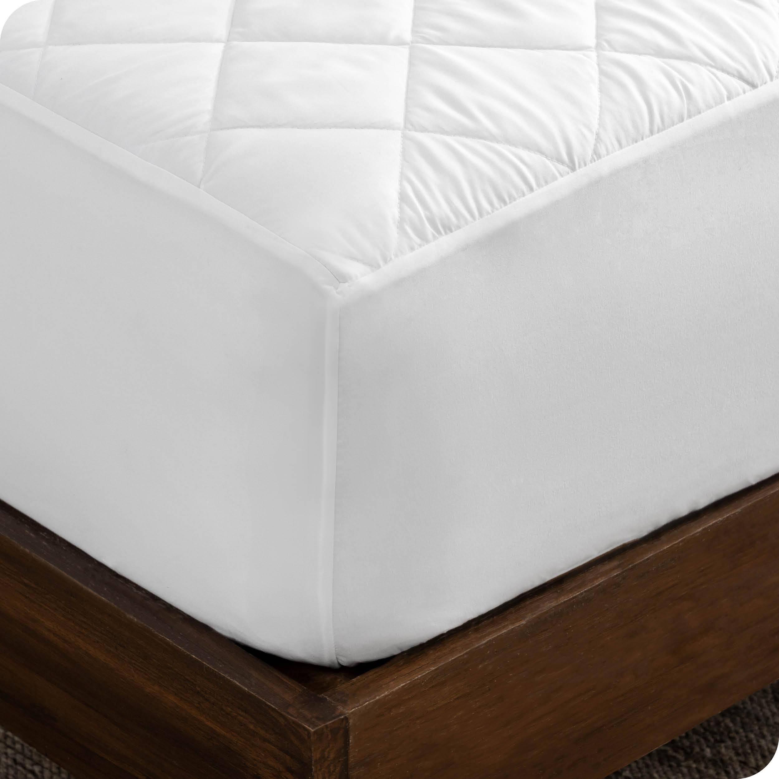Bare Home Waterproof Quilted Mattress Pad (Full) - Cooling Mattress Topper - Protects Against Spills - Easily Washable - Elastic Fitted Mattress Cover - Stretch-to-Fit up to 15 Inches Deep (Full)