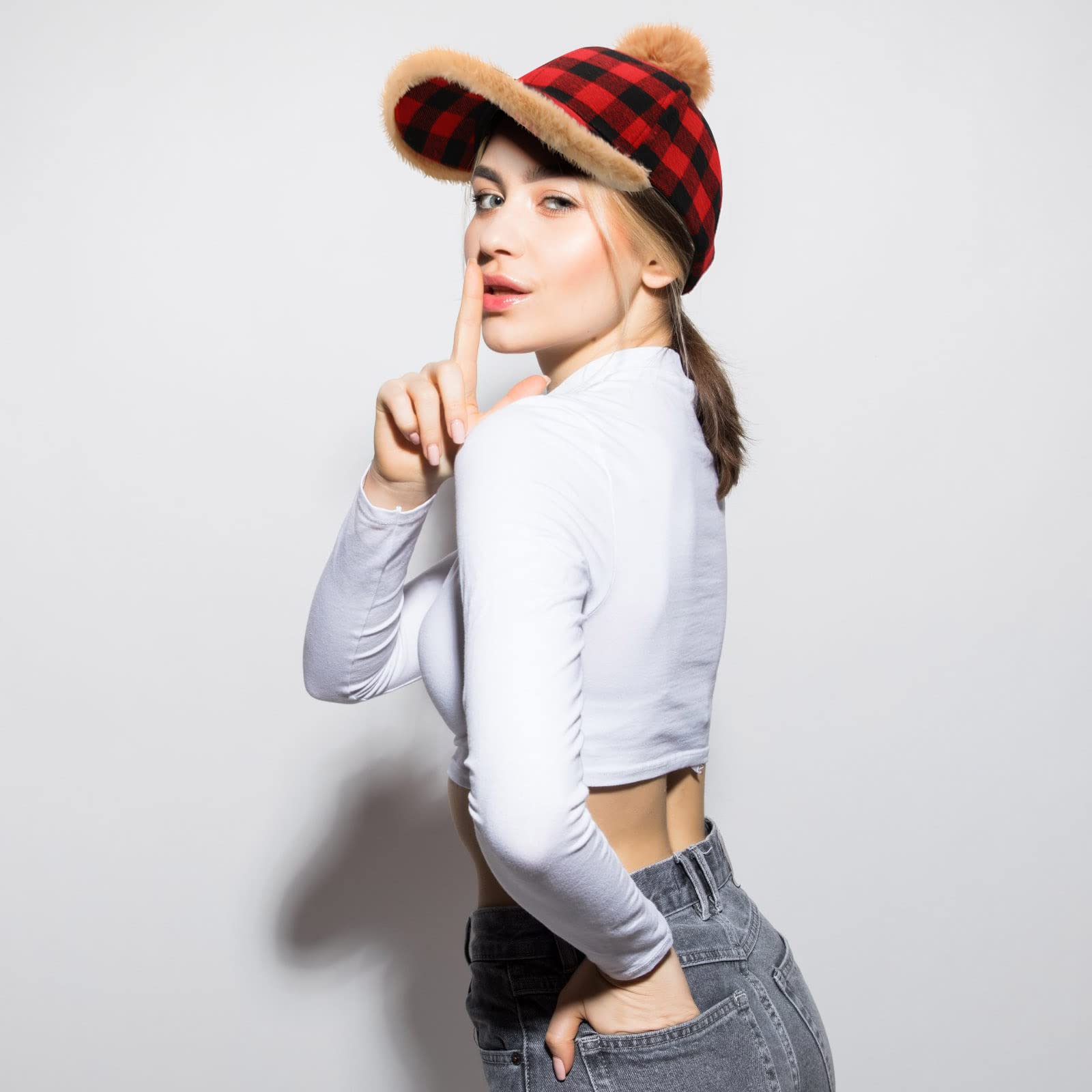 Adjustable Christmas Baseball Hat for Men Women Unisex Xmas Funny Checkered Baseball Cap Vintage Red Black Plaid Winter Hat