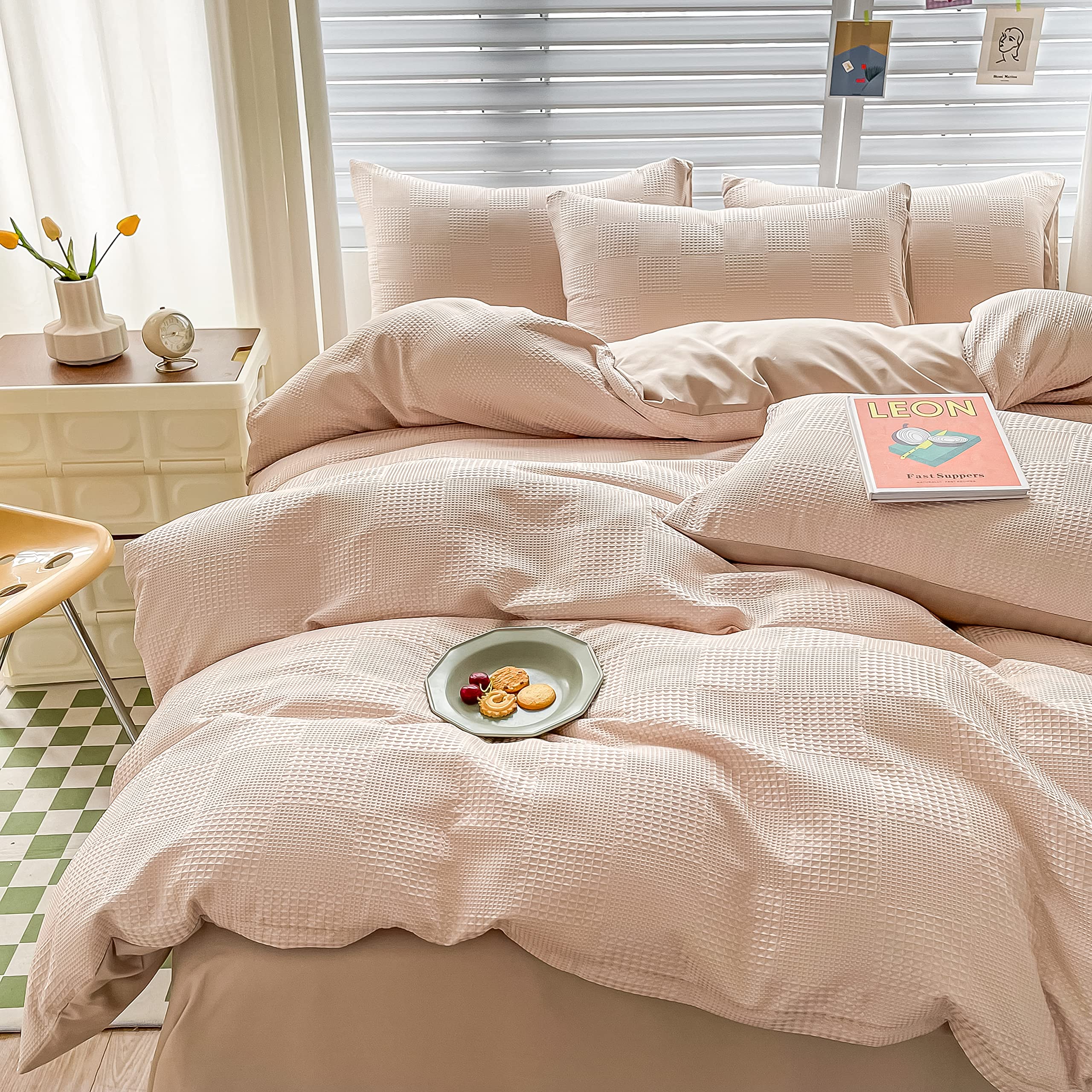Beyeutao Brown Waffle Duvet Cover Ultra Soft Washable Queen Duvet Cover Comforter Textured 3 Piece Bedding Set with Duvet Cover Pillowcases Zipper Closure.
