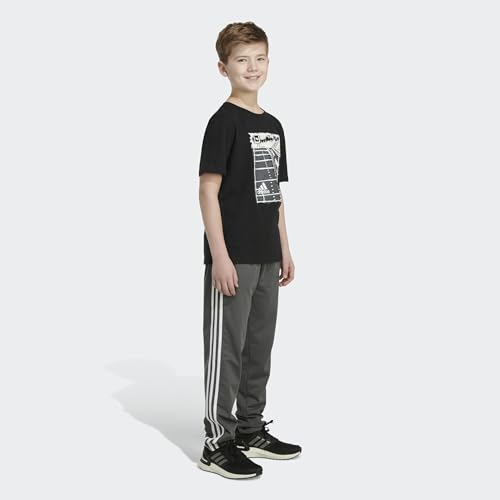 adidas Boys' Short Sleeve Sports Tee T-Shirt, Black, Large