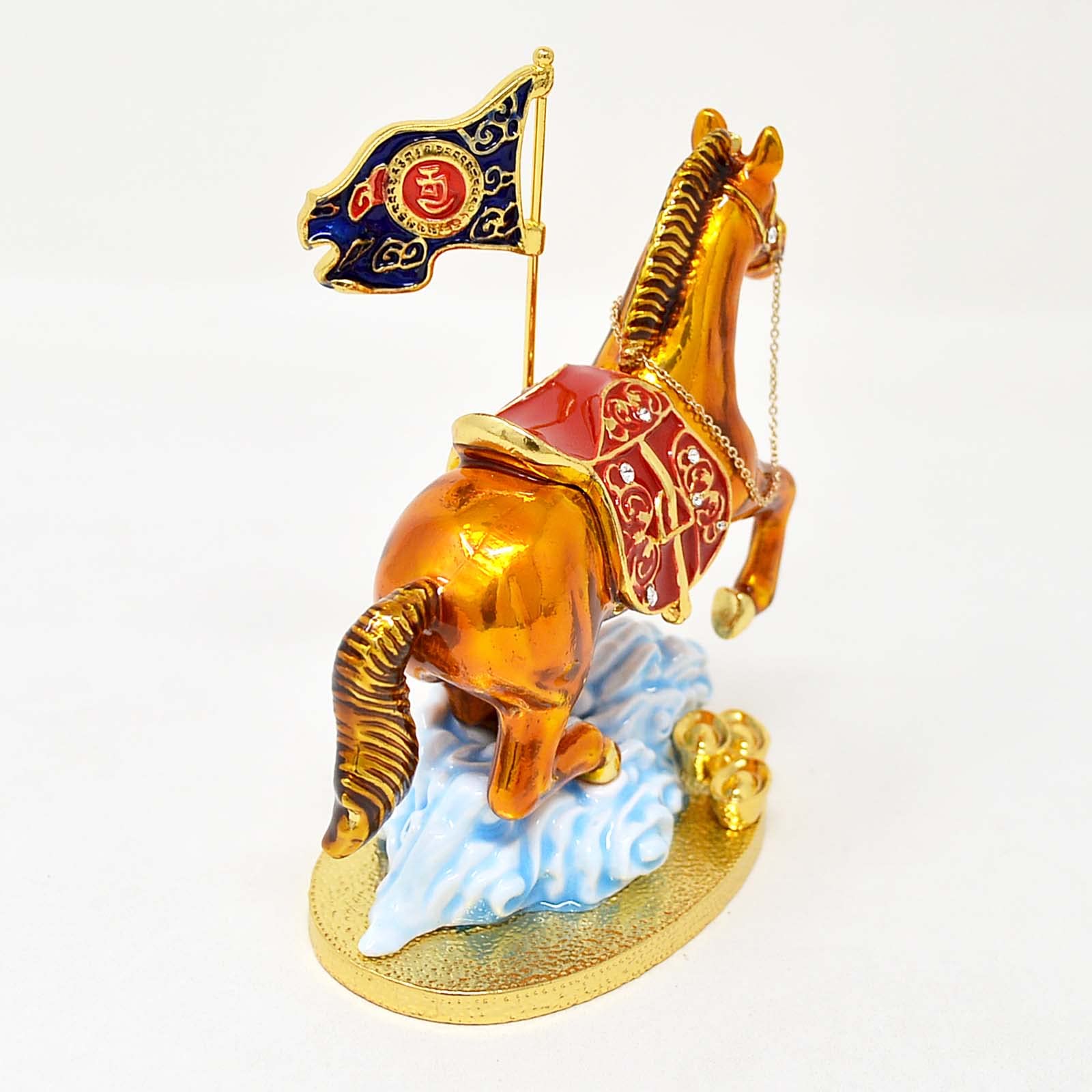 fengshuisale 2022 Sky Horse with Flag of Success Desk Ornaments Decoration for Home Office W4938