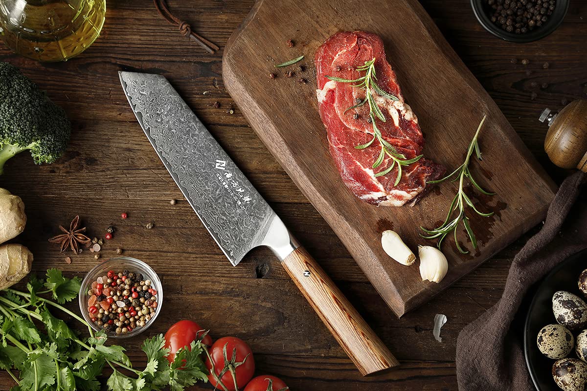 Damascus Santoku Knife 7 Inch Light Weight Professional Damascus Super Steel VG10 Damascus Chef Knife Comfortable Ergonomic Wood Grain Handle Very Sharp Kitchen Knives Luxury Gift Box