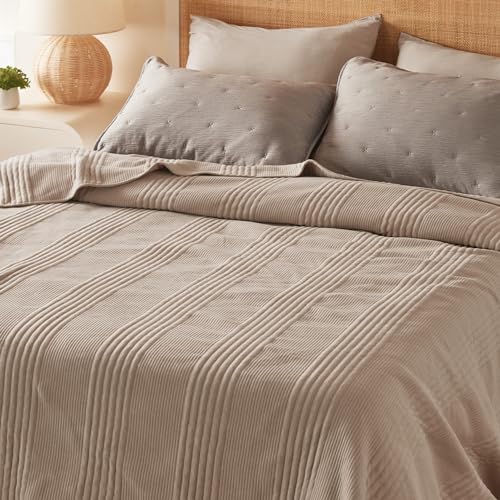 Bedsure Summer Quilt Blankets Queen Size, Breathable Quilted Bed Blankets for Spring, Super Soft Blanket with Striped Texture, Modal Cotton Thermal Blanket for All Seasons, Tan Khaki, 90x90