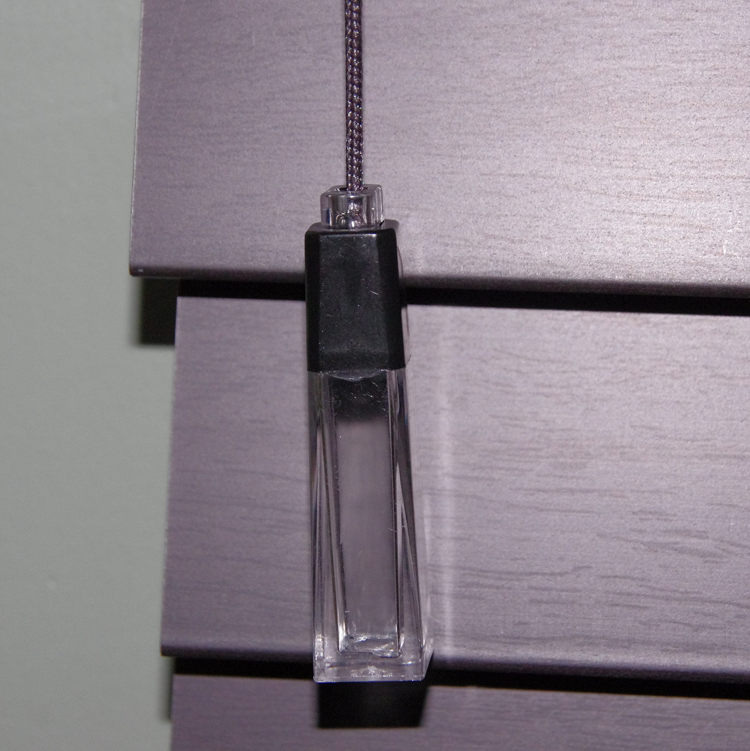 HomeAmore Designer Blind Tassel. Uniquely Designed to give Your Blinds That Look of elegence. This is The Least Expensive Way to Update Your Home. Sold in a convinent 5 Pack.