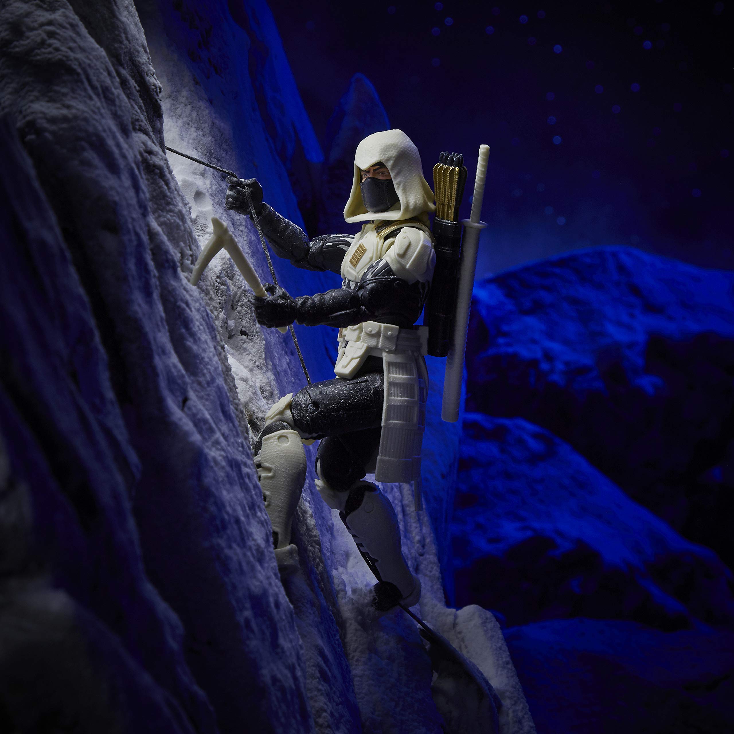 G.I. Joe Classified Series Arctic Mission Storm Shadow Action Figure 14 Premium Toy with Accessories 6-Inch-Scale (Amazon Exclusive)
