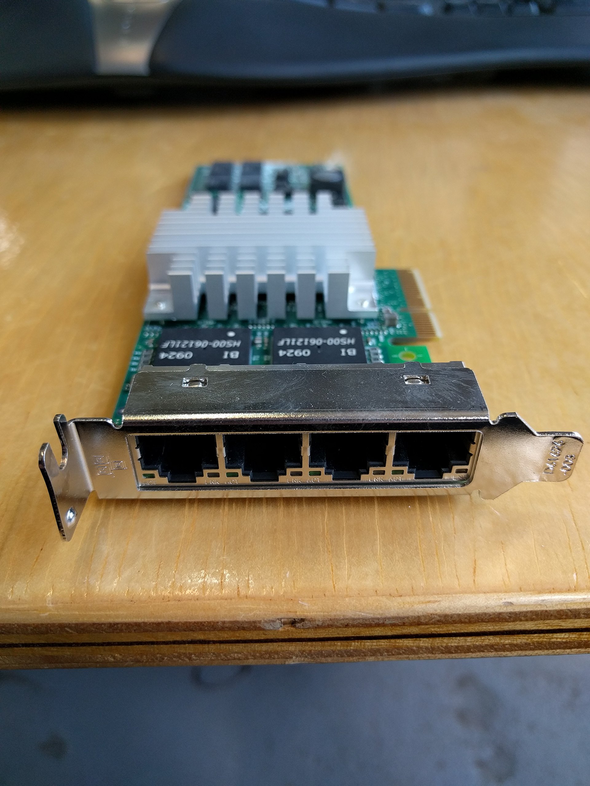 Intel PRO/1000 PT Quad Port LP Server Adapter - PCI Express x4-10/100/1000Base-T - Low-Profile - Retail