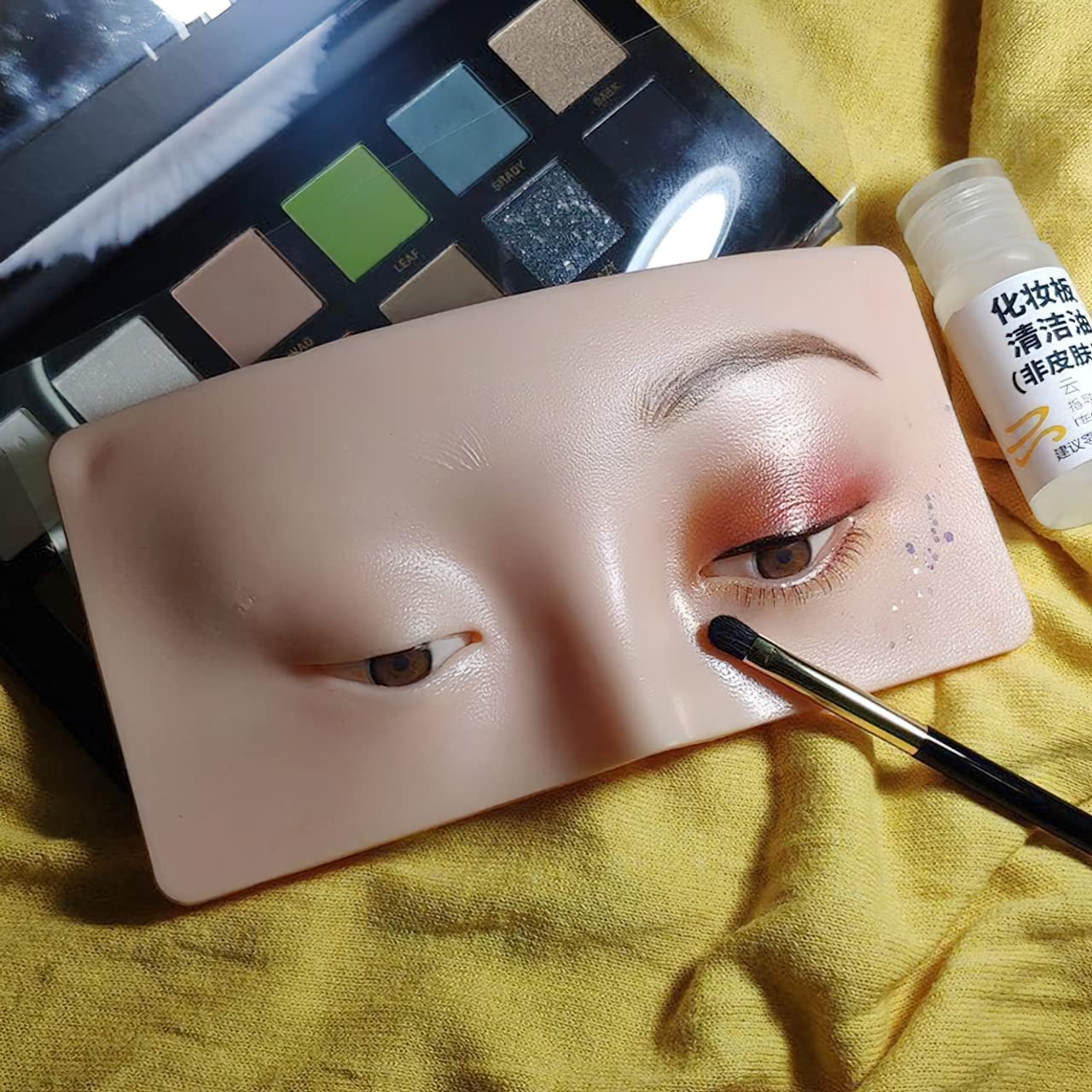 AUOCATTAIL The Perfect Aid to Practicing Makeup, 5D Eyebrow and Eye Makeup Practice Board Reusable Bionic False Cosmetologist Silicone Tattoo Skin Pad for Makeup Practice Training