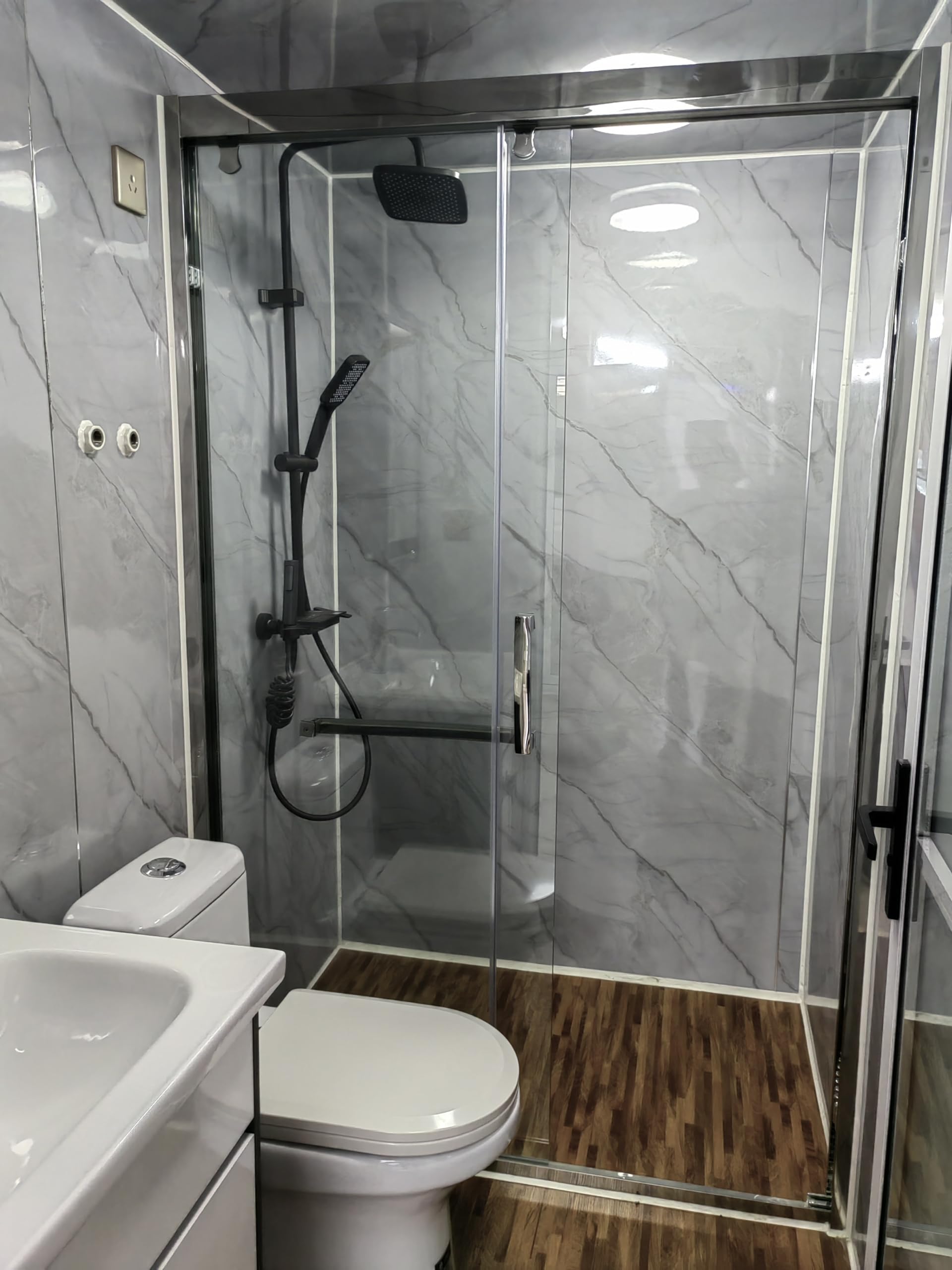 Almaro 40ft x 20ft Prefab Tiny Homes for Sale β Mobile Foldable Houses, Prefabricated Homes with Bathroom and Kitchen, Compact Living Solutions (40ft 2 Beds)