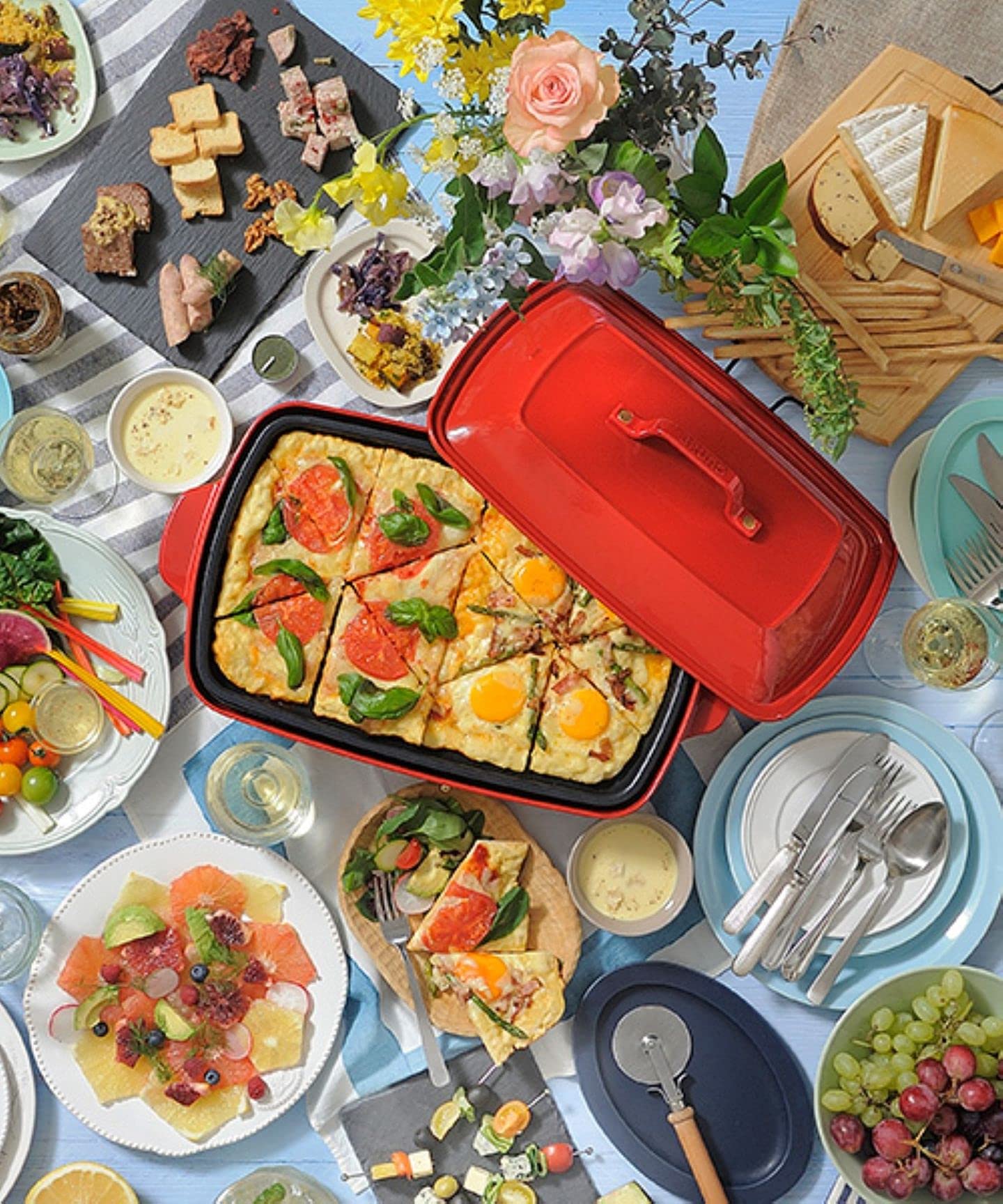 BRUNO Hot Plate Grande Size + Ceramic Coat Partition Pot + Grande For The Grill Plate + Grande Recipe Book 4-Piece Set Red
