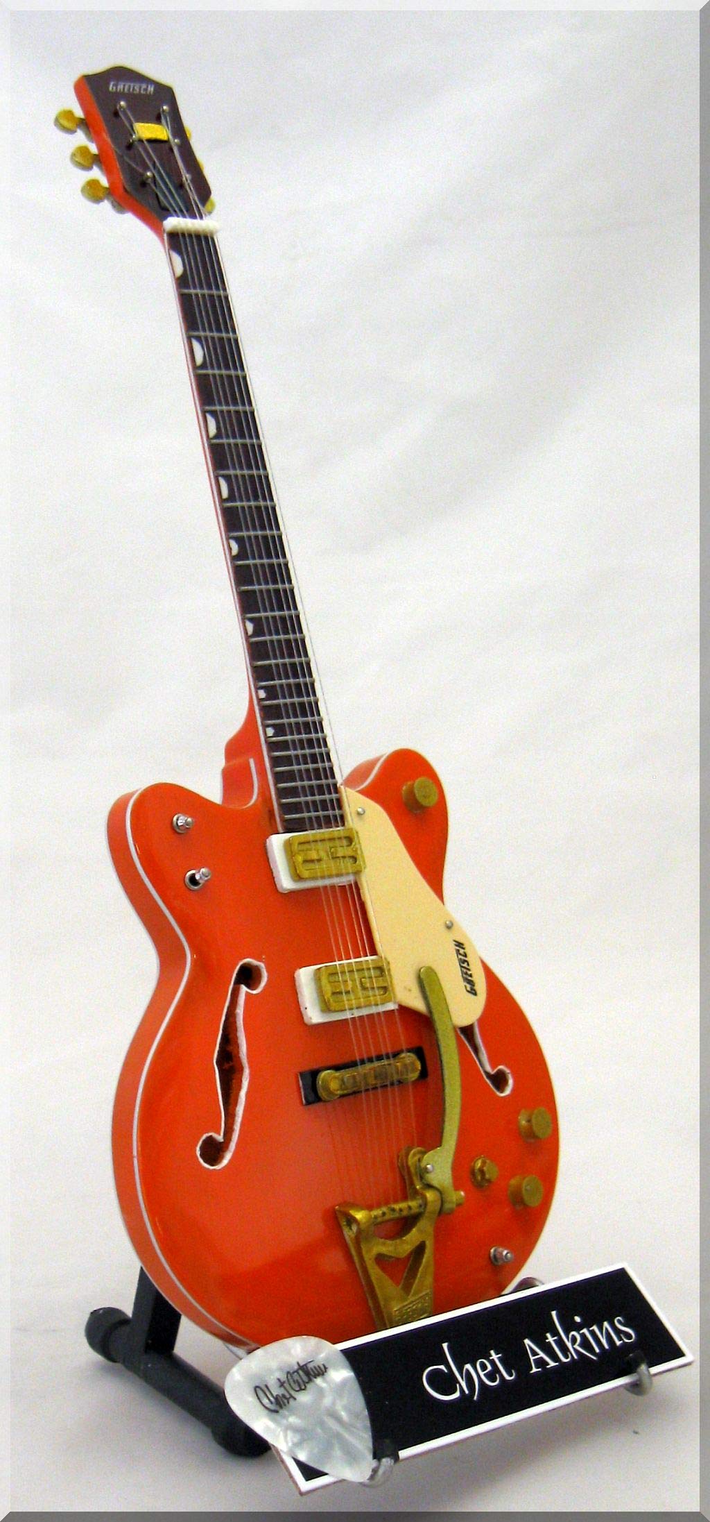 CHET ATKINS Miniature Guitar Country with Guitar Pick