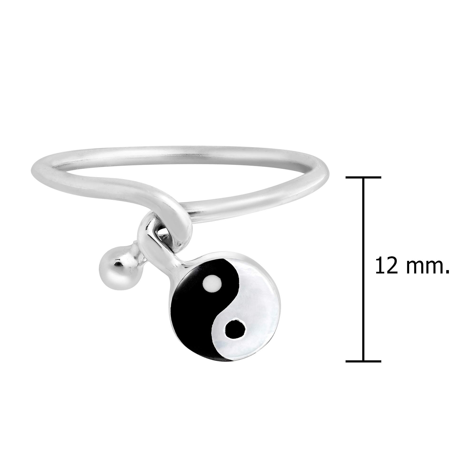 AeraVida Beautiful Eternal Duality Yin and Yang Twisting .925 Sterling Silver Band Ring Black, White